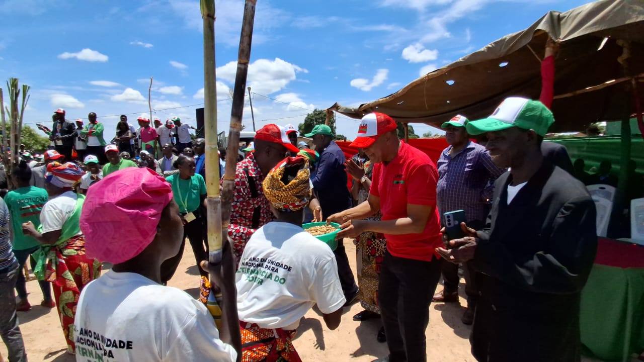 Leste em grande festa com Adalberto Costa Júnior - UNITA - ANGOLA